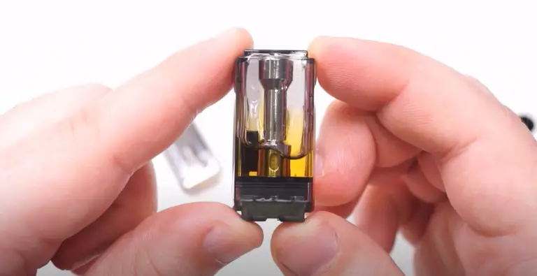 How To Fill a Vape Tank? - Guide for Beginners - VapeProfy