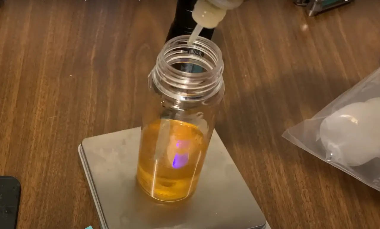 How to Make Vape Juice With Household Items? - VapeProfy