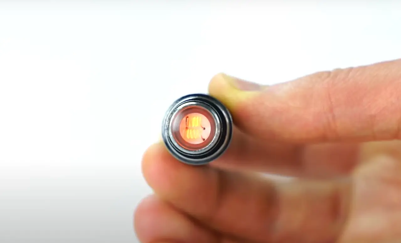 How to Use a Yocan Vape? - VapeProfy